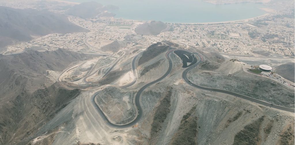 Al Suhub Rest House Khor Fakkan "Fly Above The Clouds" - Gulfinside