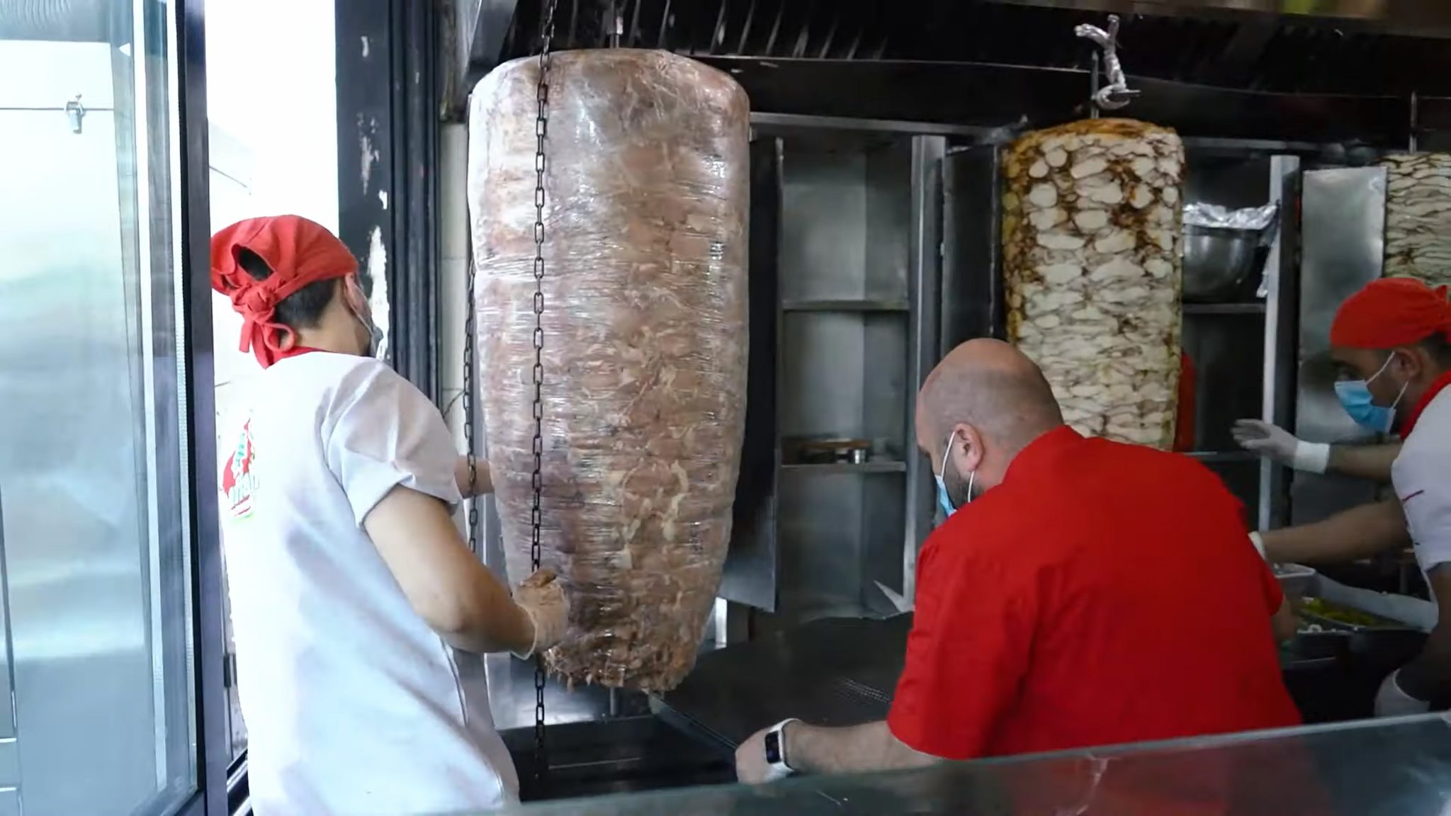 Where to find the best shawarma in Dubai Near Me - Gulfinside